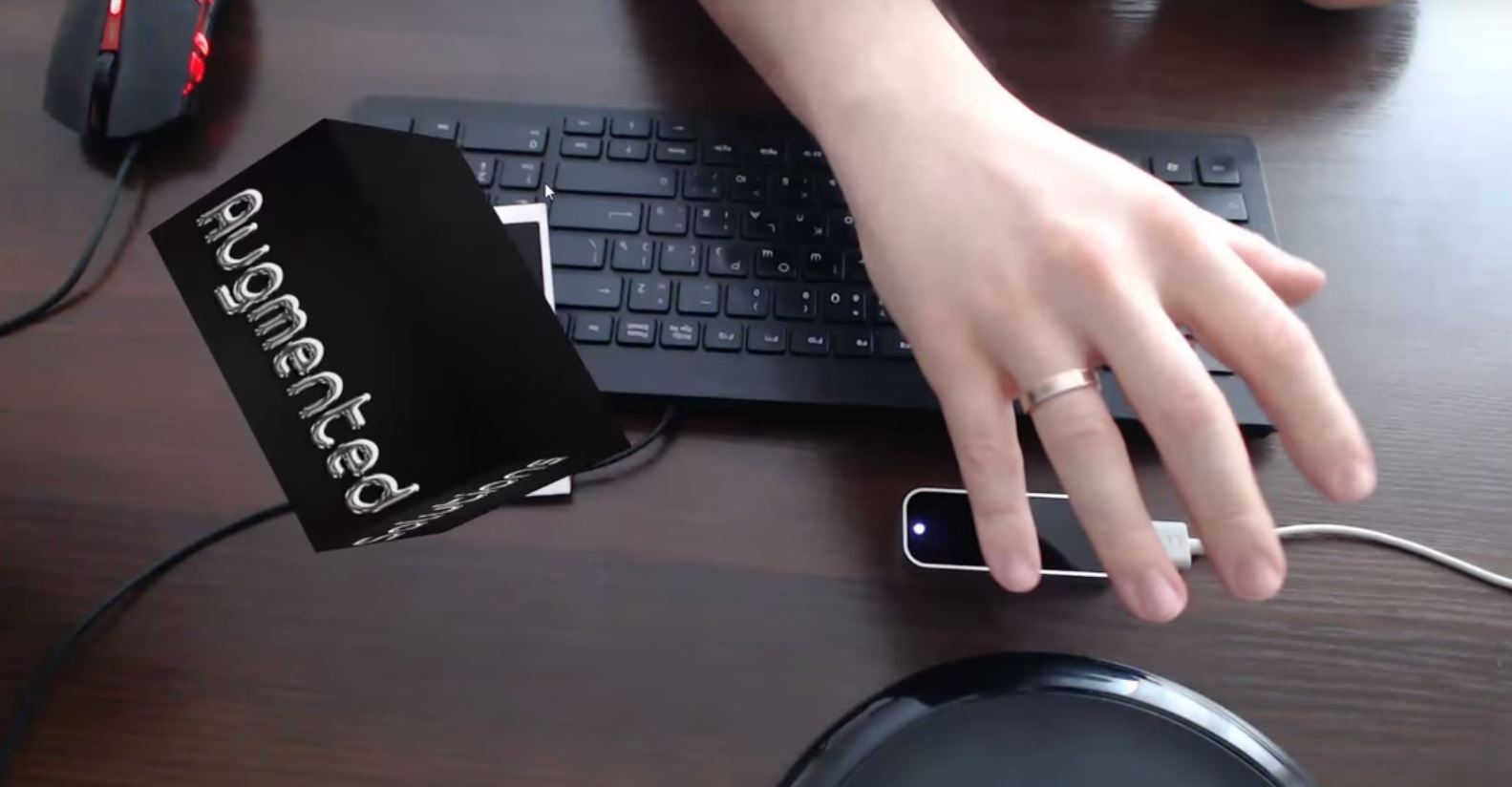 Augmented Reality Leap Motion Tutorial Augmented Reality Leap Motion Tutorial